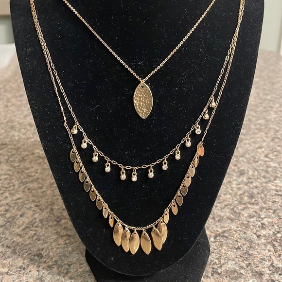 LOFT | Jewelry | Loft Gold Necklace | Poshmark